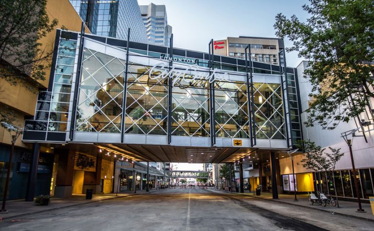 INDIGO Canada - Parking and urban mobility